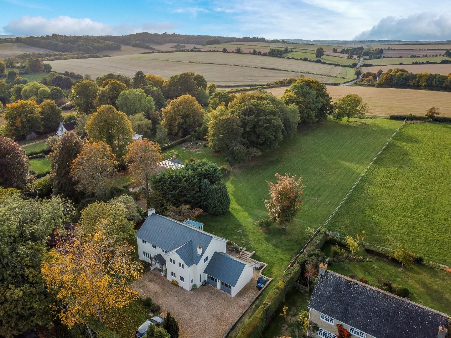 Cow Drove, Chilmark - Estate Agents Myddelton & Major