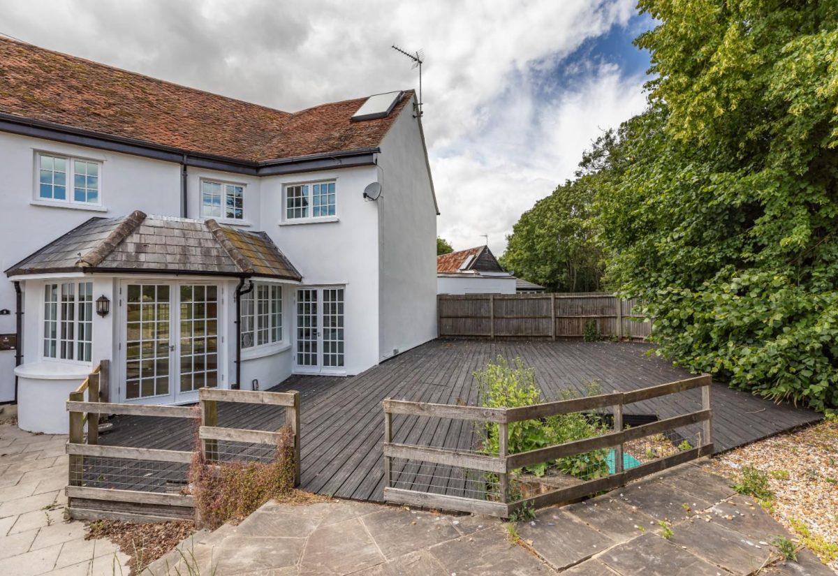 London Road, Winterslow - Myddelton & Major