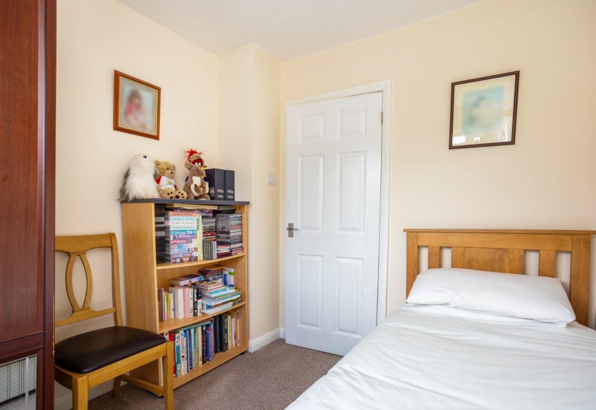 Donaldson Road, Salisbury - Myddelton & Major