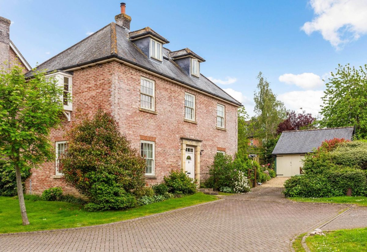 Quinton Place, Codford - Myddelton & Major