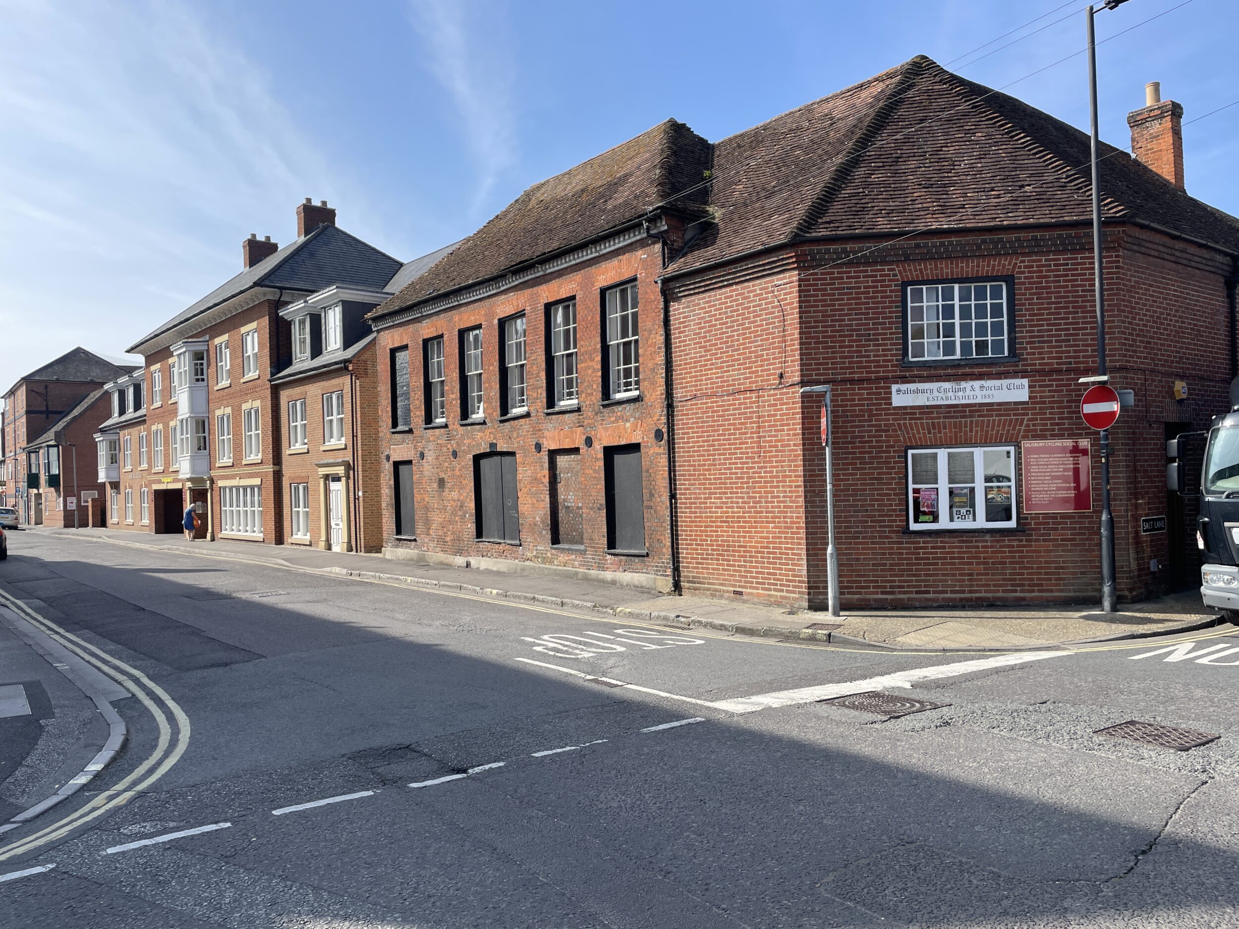 2-4 Salt Lane, Salisbury, Wiltshire, SP1 1DU - Myddelton & Major