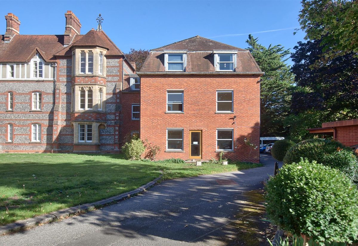 The Close, Salisbury - Myddelton & Major